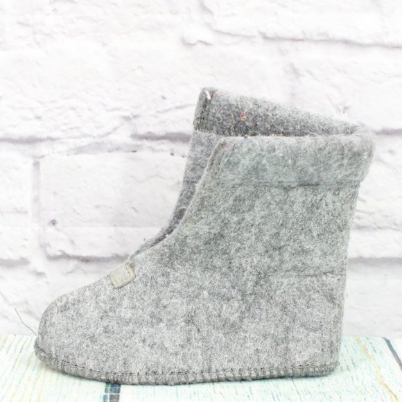 L.L. Bean | Shoes | Ll Bean Gray Wool Slip On Winter Boot Liners Warm ...
